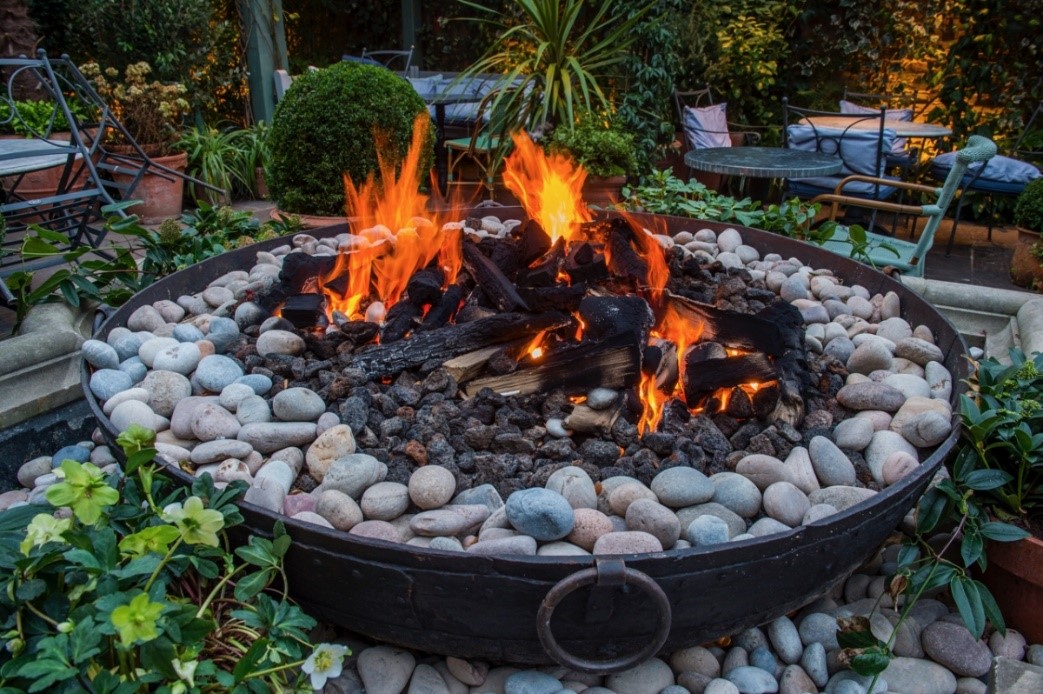 Spend Spring Outdoors with a Fantastic Fire | Blog